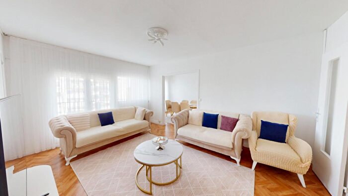 Appartement 4 pièces à Le Mée-sur-Seine, La Croix Blanche, à vendre