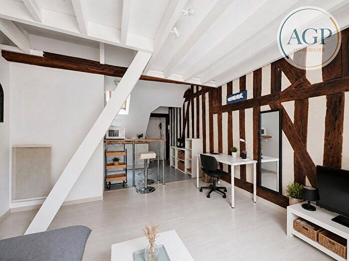 Bourgogne-Châtelet, Orléans : Appartement 1 pièce à louer