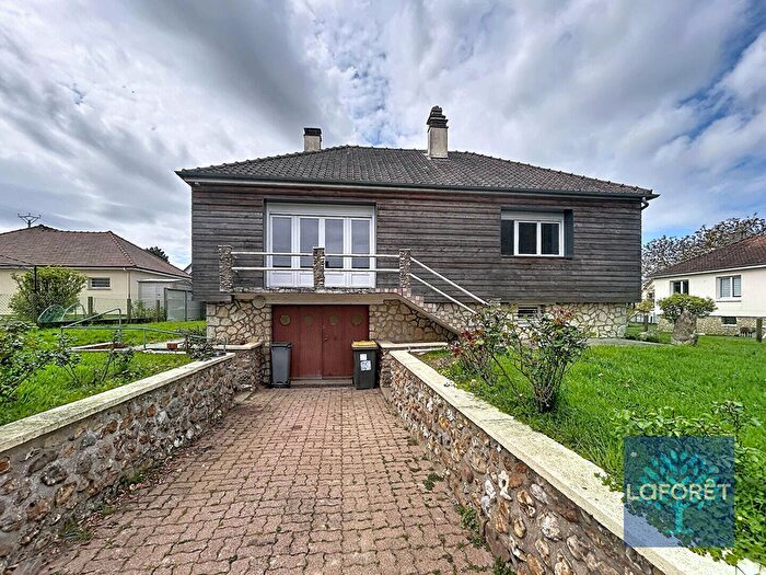 Maison à louer - Bourg-Achard - 3 pièces - 2 chambres