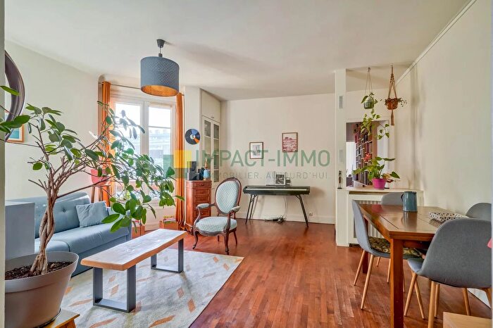 Appartement à vendre - Clichy, République, Victor Hugo - 3 pièces - 2 chambres