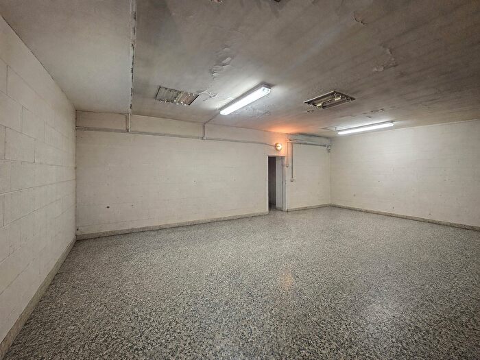 Maison 1 pièce à vendre à Bron, Le Terraillon