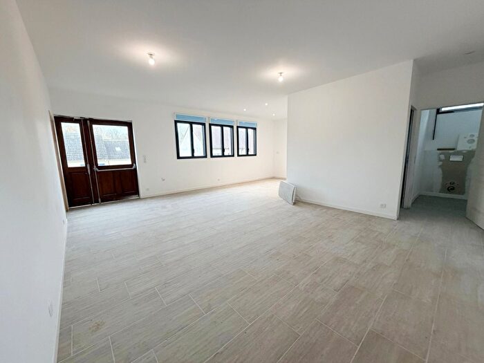 Maison à vendre - Chassillé - 5 pièces - 3 chambres