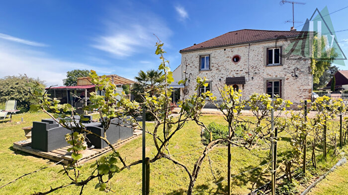 Maison 8 pièces à vendre - Donnemarie-Dontilly
