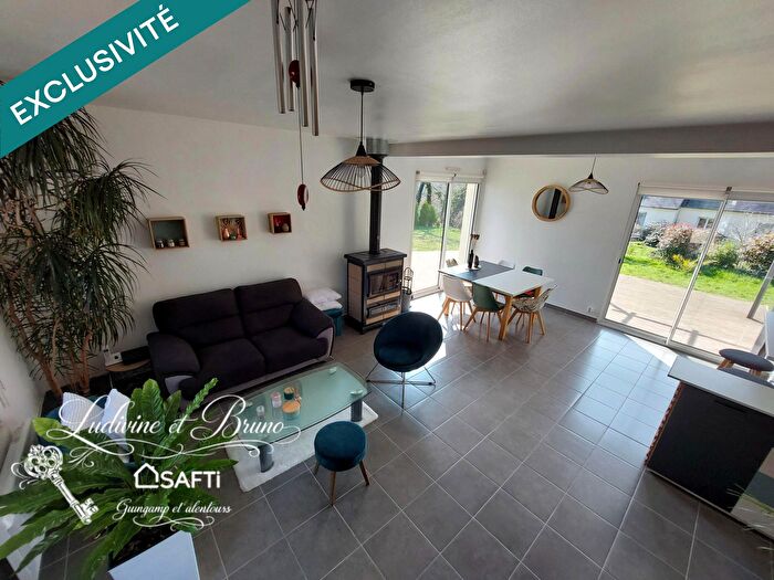 Maison à vendre - Belle-Isle-en-Terre - 5 pièces - 3 chambres