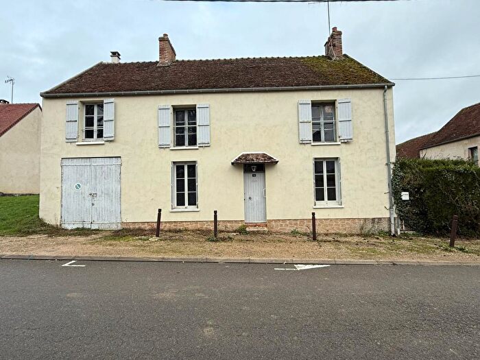 Maison à vendre - Rozay-en-Brie - 7 pièces - 5 chambres