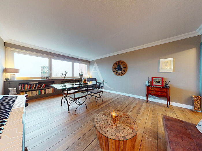 Appartement à vendre - Vétraz-Monthoux - 3 pièces - 2 chambres