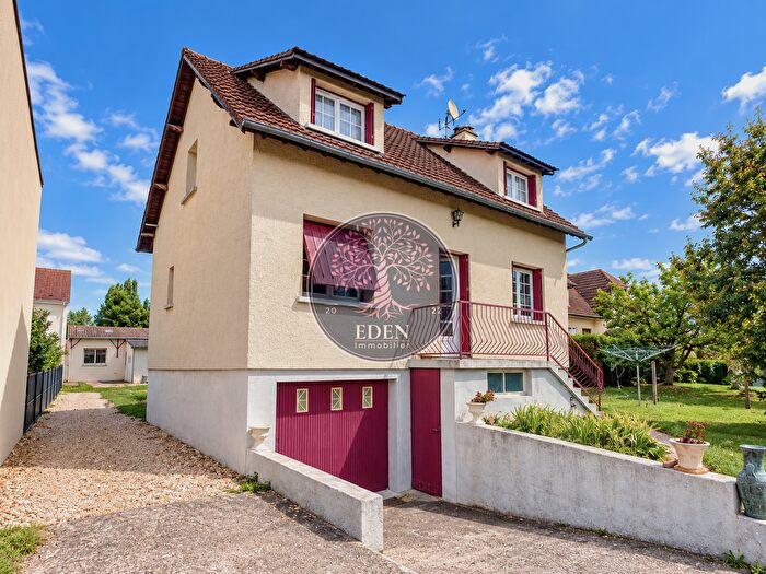 Vert-en-Drouais : Maison 6 pièces à vendre