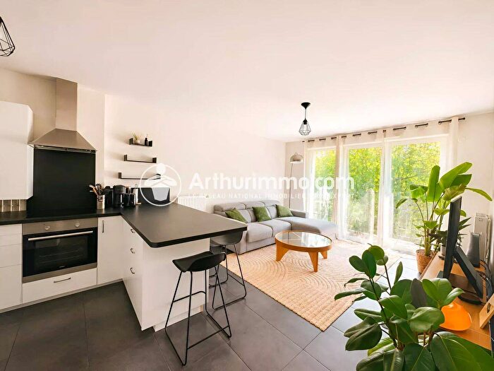 Saint-Pierre-du-Perray - Appartement 2 pièces à louer