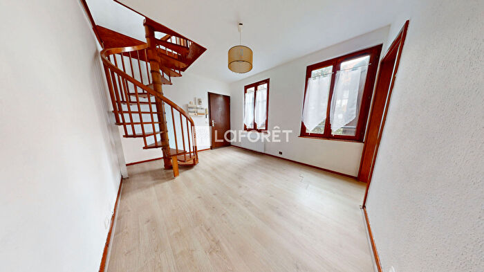 Appartement à vendre - Schiltigheim, Vieux Schilick, Centre-ville, Nouvelle Cité - 2 pièces - 1 chambre