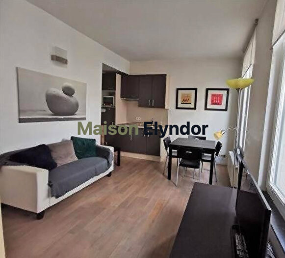 Issy-les-Moulineaux, Centre-ville, Corentin Celton, Les Varennes : Appartement 2 pièces à louer