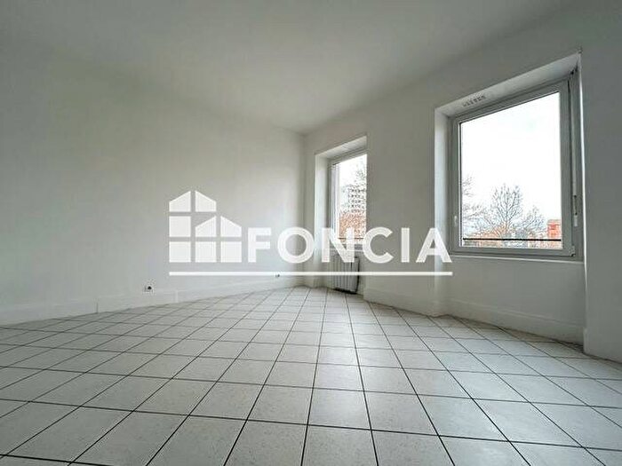 Appartement à louer - Wolf Wagner Centre, Mulhouse - 2 pièces - 1 chambre