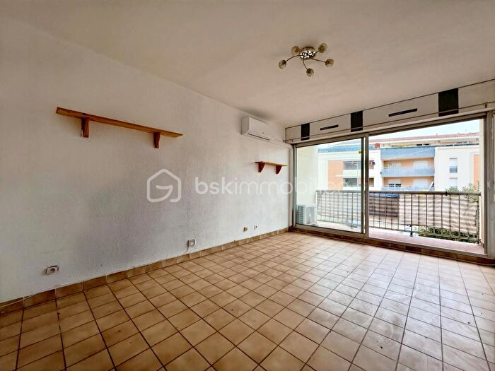 Appartement à vendre - Nîmes, Route dArles - 2 pièces - 1 chambre