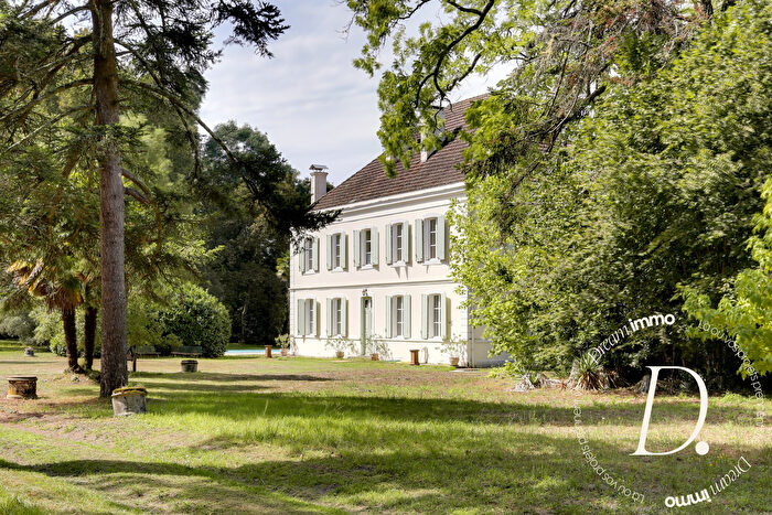 Maison à vendre - Linxe - 12 pièces - 6 chambres