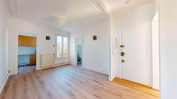 Appartement à louer - General Leclerc, La Garenne-Colombes - 3 pièces - 2 chambres