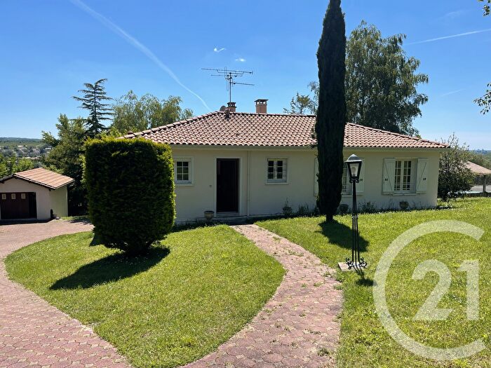 Maison à vendre - Ruelle-sur-Touvre - 8 pièces - 5 chambres