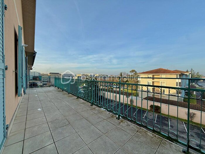 Appartement à vendre - Chassieu - 2 pièces - 1 chambre