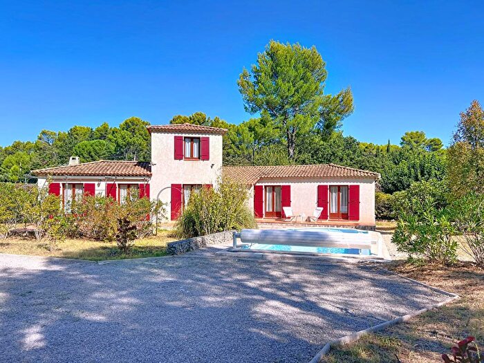 Maison 5 pièces à Le Thoronet, à vendre