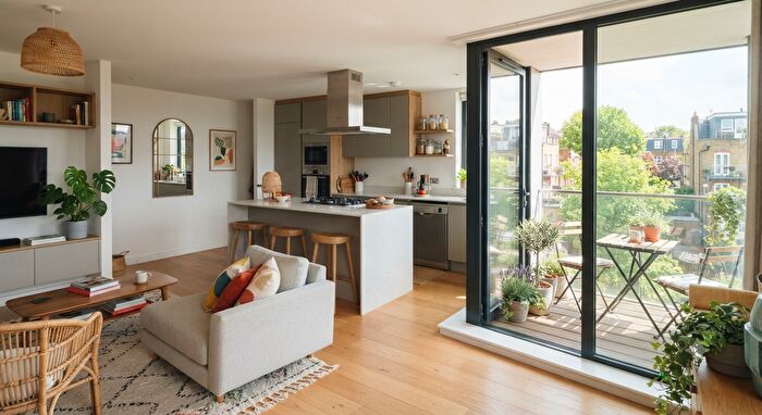 Vern-sur-Seiche : Maison 2 pièces à vendre