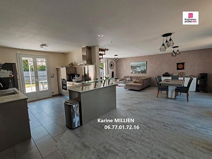 Maison à vendre - Saint-Rémy-sur-Avre - 6 pièces - 3 chambres