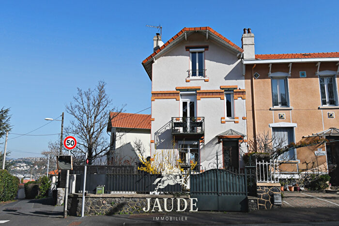 Maison à vendre - Royat - 6 pièces - 4 chambres
