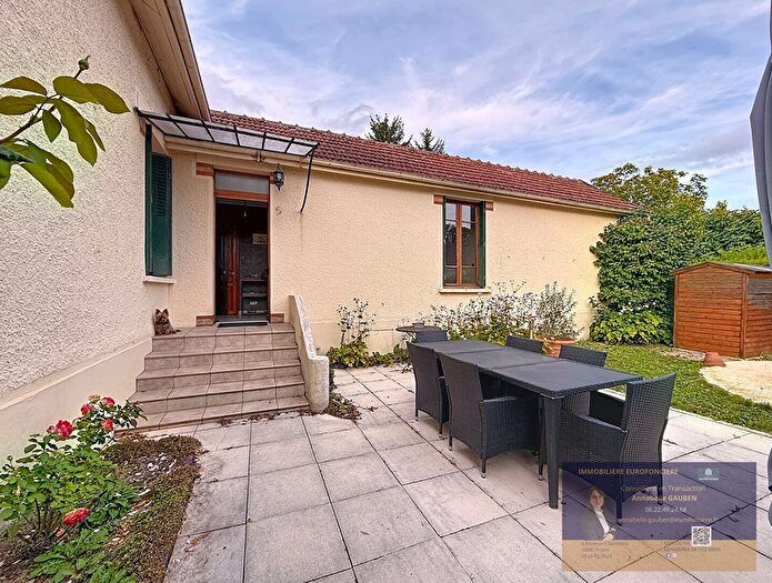 Maison à vendre - Creney-près-Troyes - 6 pièces - 4 chambres