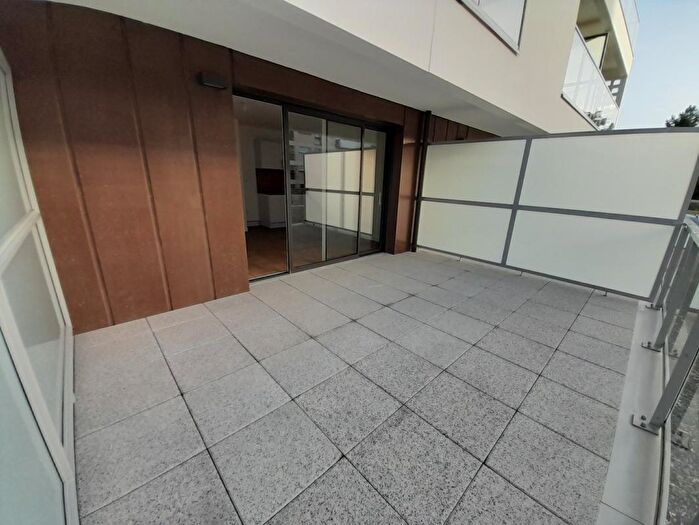 Appartement à louer - Quartiers Nord-Est, Jeanne dArc - 1 pièce