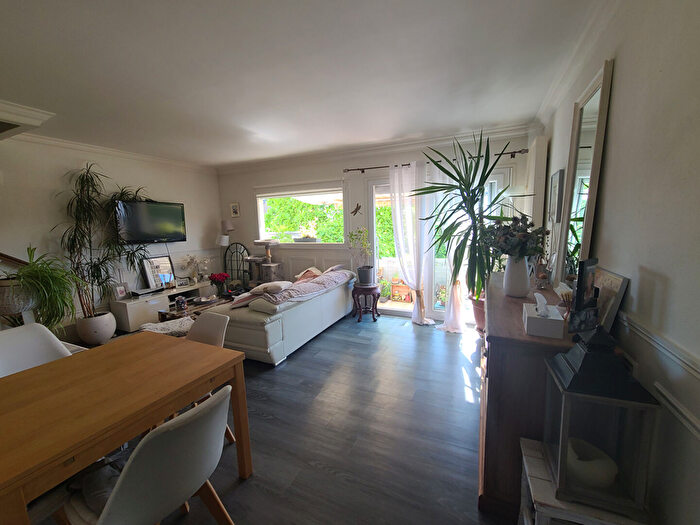 Villepreux : Appartement 5 pièces à vendre