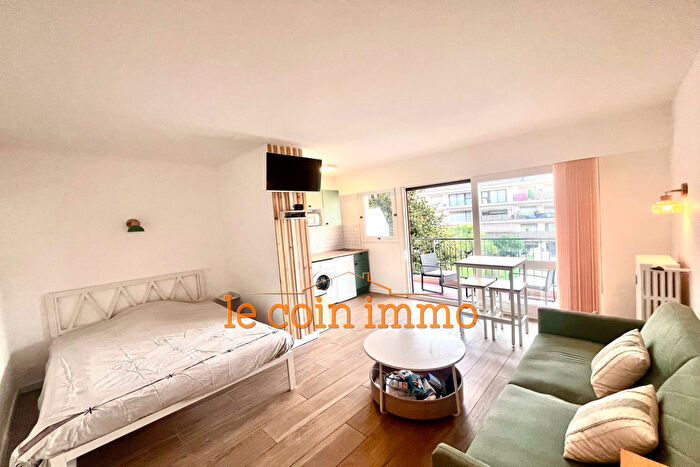 Cannes, Croix des Gardes - Appartement 1 pièce à vendre