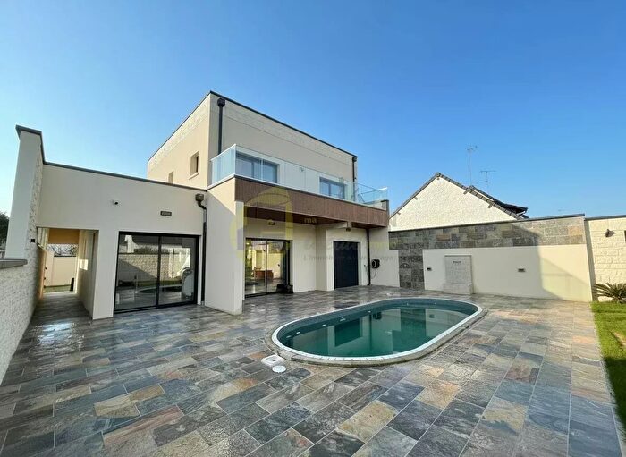 Maison à vendre - Saint-Maur - 5 pièces - 4 chambres