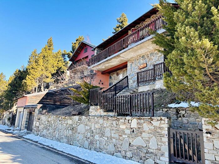Maison 5 pièces à vendre à Égat