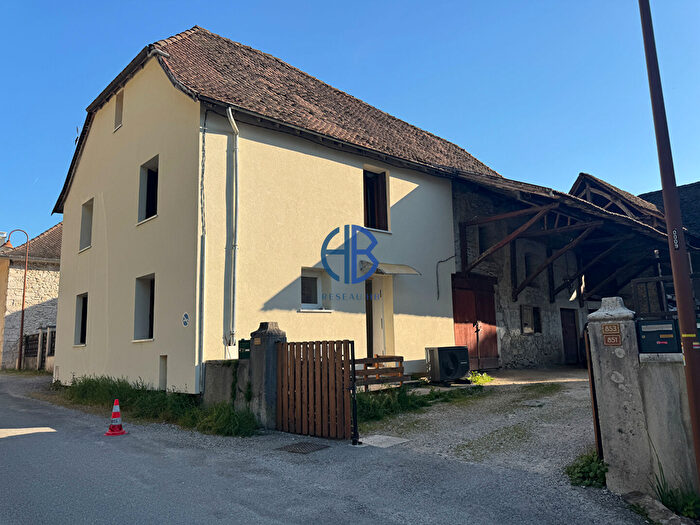 Maison 5 pièces à Brégnier-Cordon, à vendre