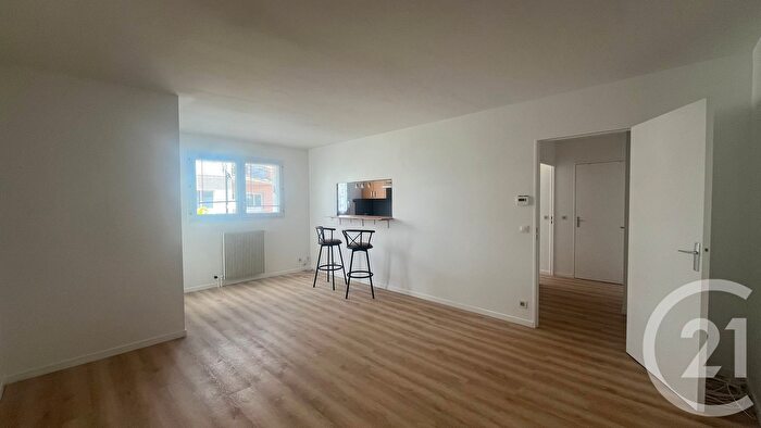 Élancourt, Clé Saint-Pierre, Pissaloup, La Revanche : Appartement 2 pièces à louer