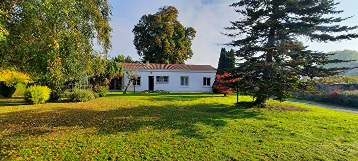 Cozes : Maison 6 pièces à vendre