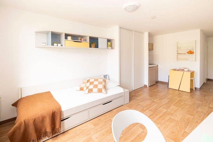 Saint Augustin, Tauzin, Alphonse Dupeux, Bordeaux : Appartement 1 pièce à louer