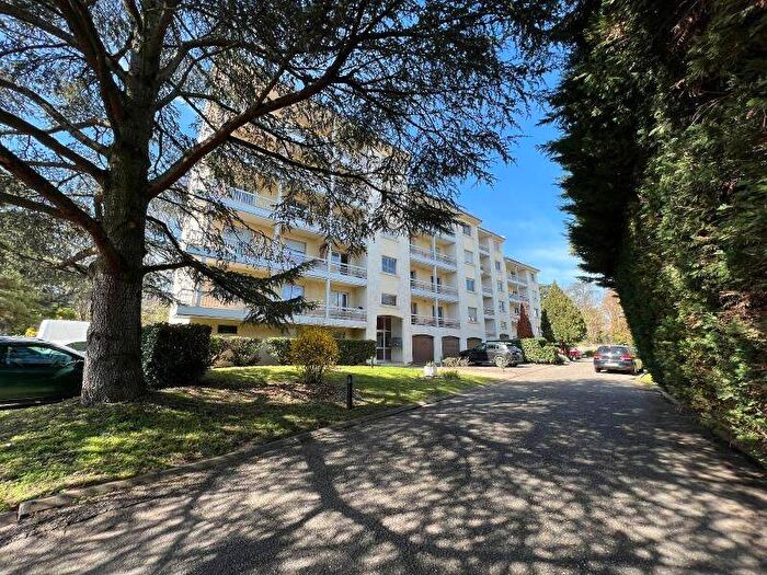 Appartement à louer - Contour, Champagne-au-Mont-dOr - 1 pièce