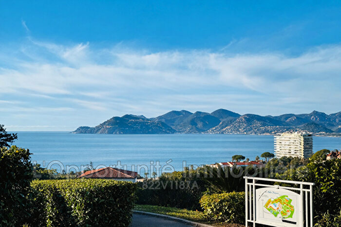 Appartement à vendre - Cannes, Croix des Gardes - 3 pièces - 2 chambres