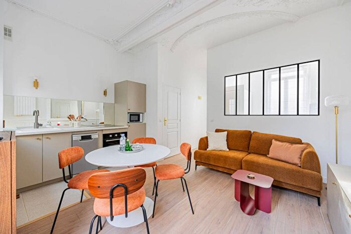 Appartement à louer - Jardin des Plantes, Paris ème arrondissement - 2 pièces - 1 chambre