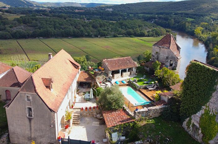 Calvignac - Maison 9 pièces à vendre