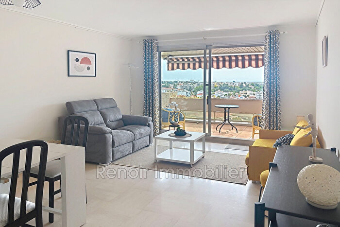 Cagnes-sur-Mer, Les Vallières, Le Malvan, Les Travails, La Combe : Appartement 2 pièces à vendre