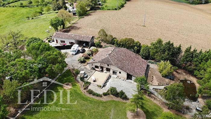 Maison à vendre - Mauvezin - 4 pièces - 3 chambres