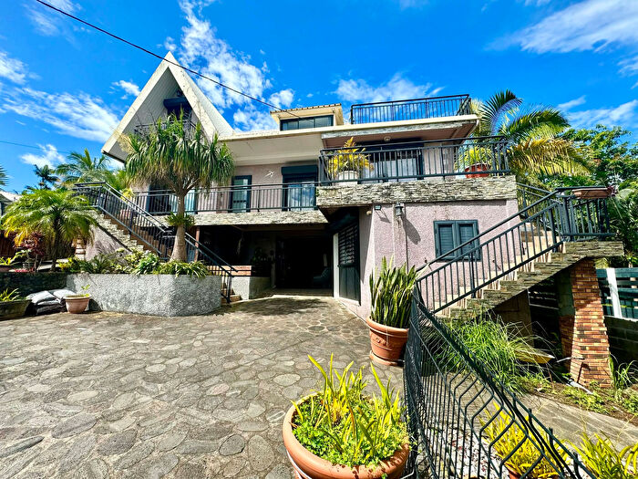 Maison 7 pièces à vendre - Le Tampon, Trois Mares-les Hauts