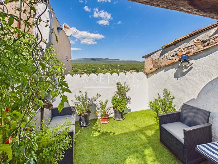 Maison 4 pièces à Régusse, à vendre