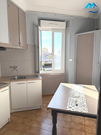 Appartement à vendre - Marseille e  - 2 pièces - 1 chambre