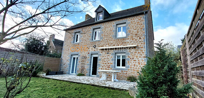 Maison à vendre - Genêts - 4 pièces - 3 chambres