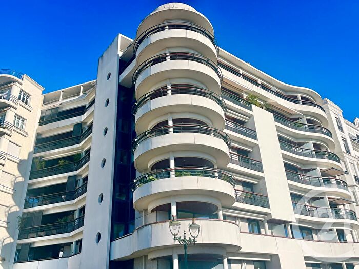 Appartement à vendre - Pau, Centre-ville - 7 pièces - 5 chambres