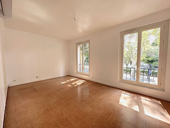 Avignon, Rotondes : Appartement 4 pièces à louer