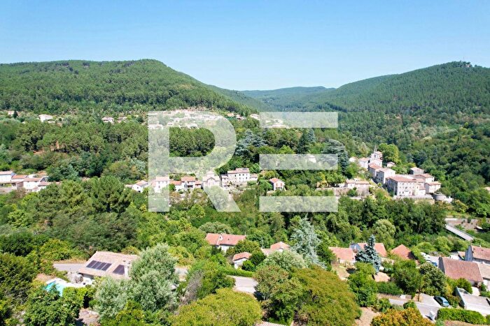 Maison à vendre - Branoux-les-Taillades - 9 pièces - 7 chambres