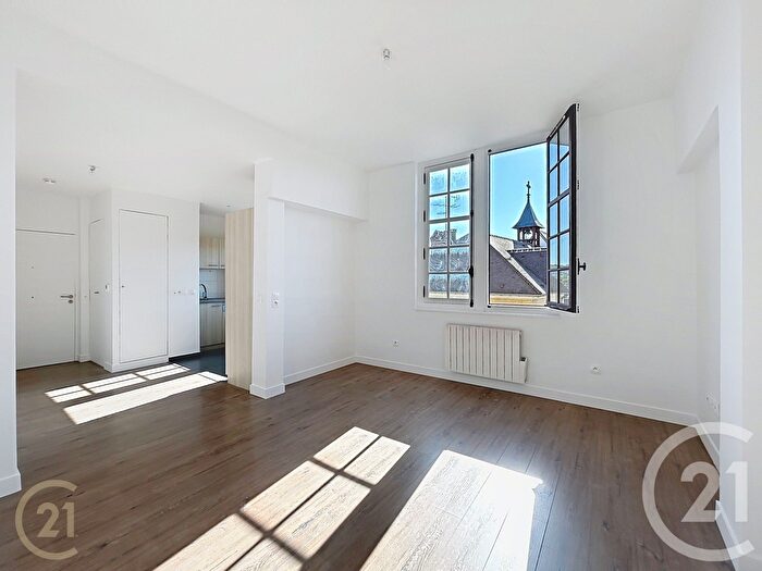 Moret-sur-Loing : Appartement 4 pièces à louer