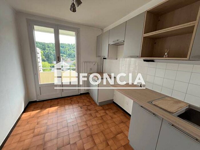 Appartement 2 pièces à Centre Ville Est, Bourgoin-Jallieu, à louer
