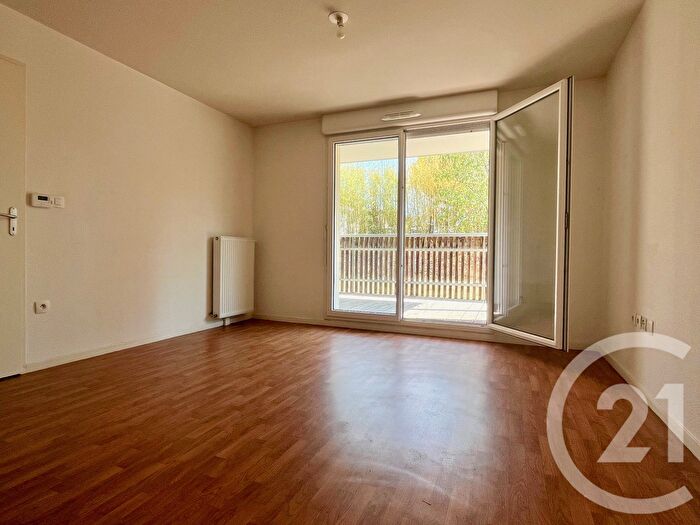 La Salvetat-Saint-Gilles : Appartement 2 pièces à louer